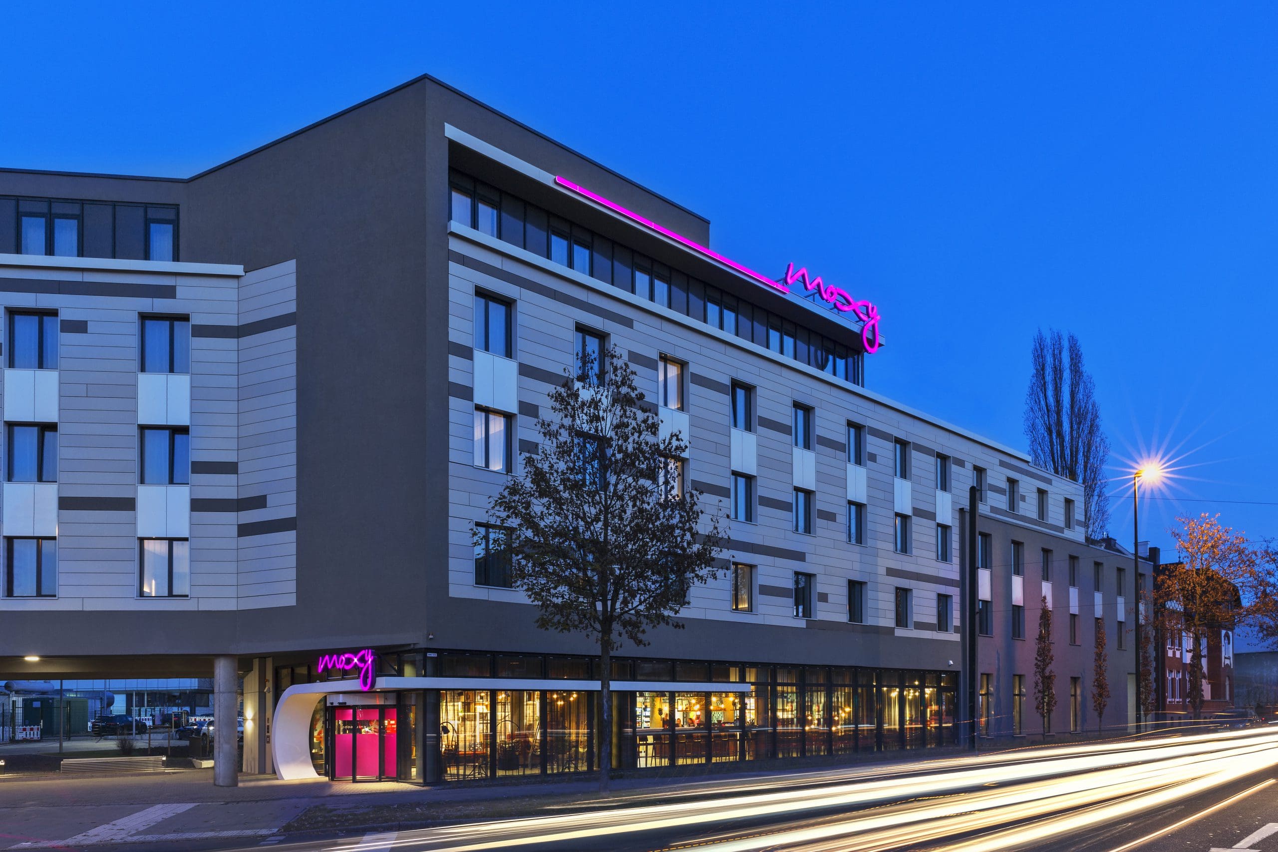 Hotel Moxy | Bouwbedrijf van de Ven